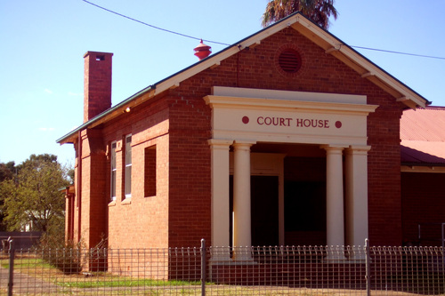Criminal & Traffic Lawyers Warren Local Court