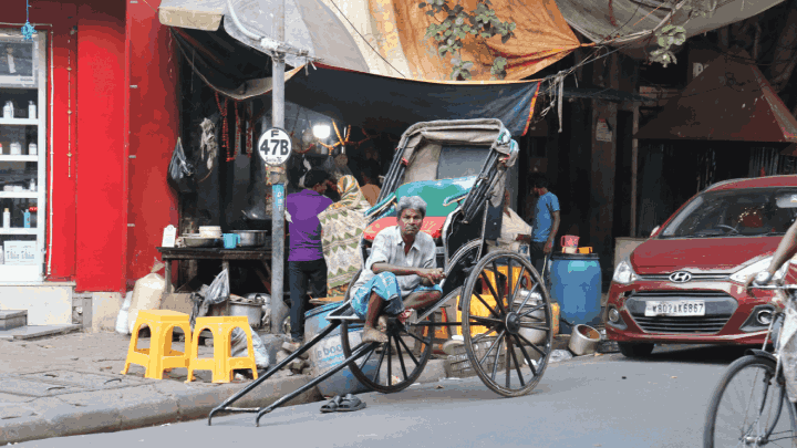 A Photographic Deliberation Upon Kolkata’s Controversial Hand-Pulled ...