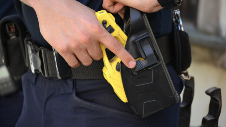 In What Circumstances Can NSW Police Officers Discharge Tasers?