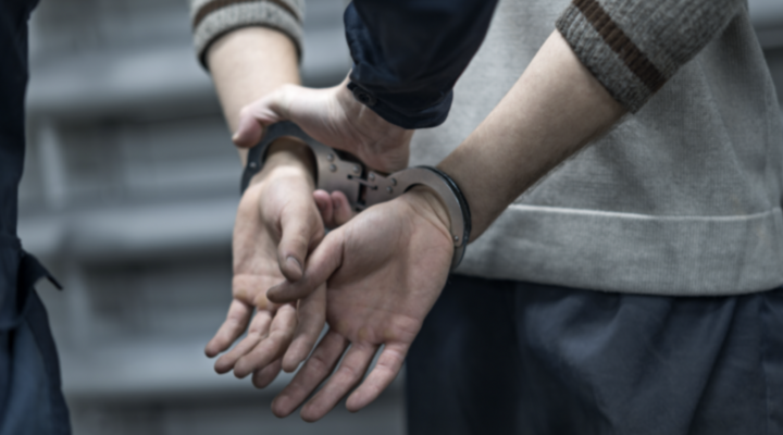 In What Circumstances Can an Arrest Warrant Be Issued in NSW?